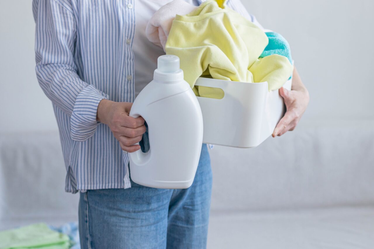 What Is a "Mild Detergent" and Why Do Some Clothes Require It? | Jan's ...